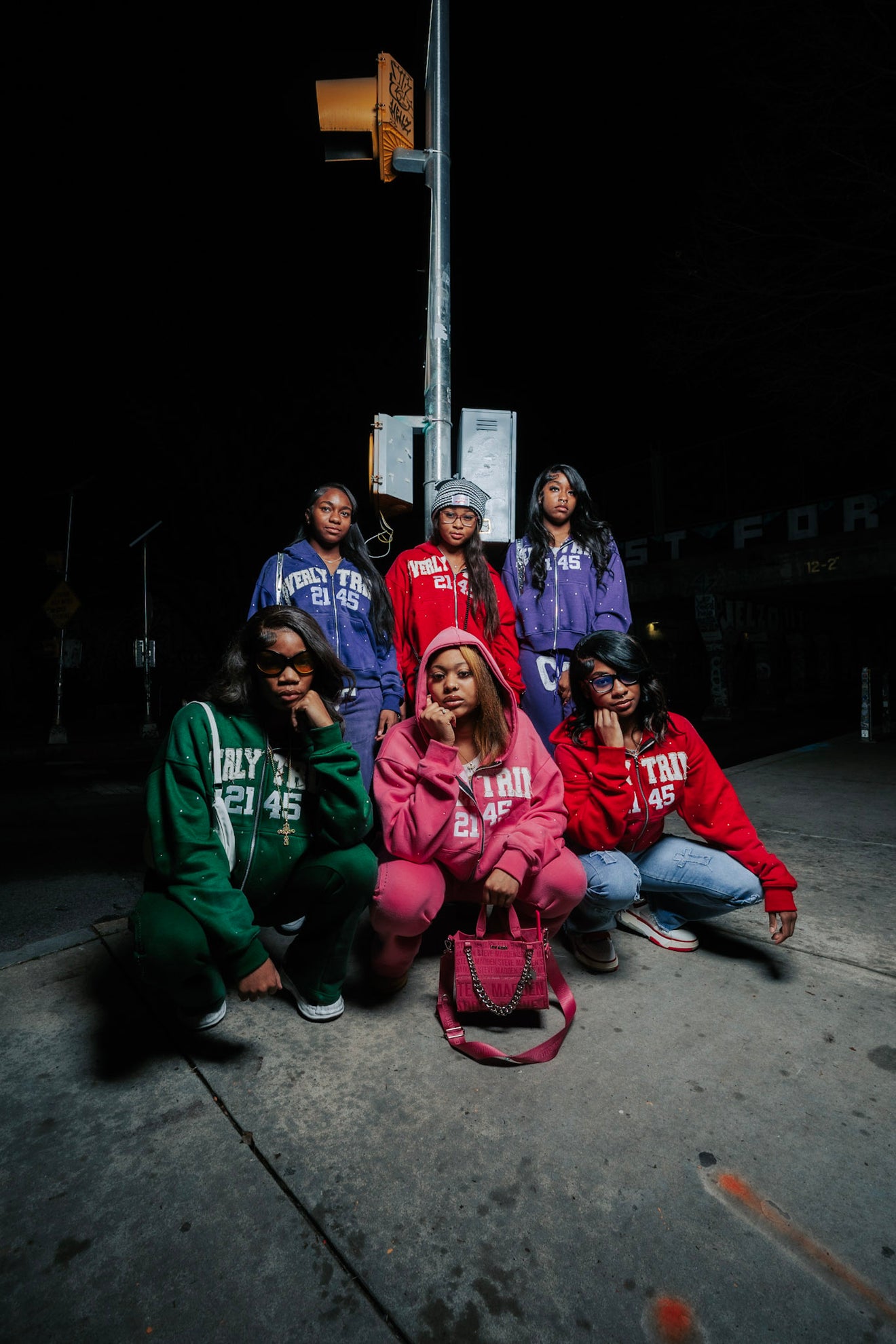 ØV€ŘŁ¥ ŦŘƗΜ – Overly Trim